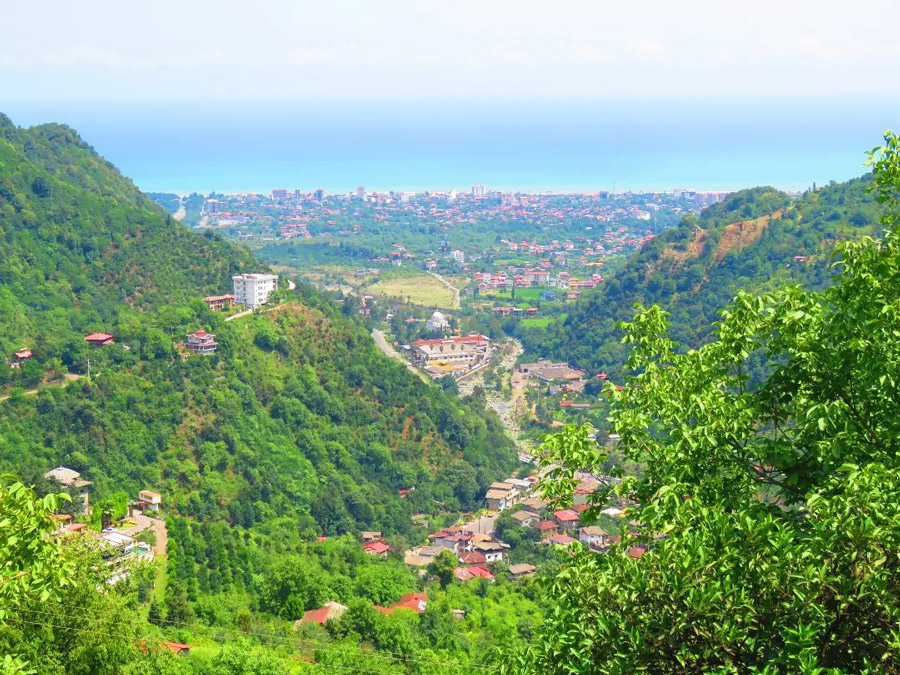 Have a tour around Sarvelat Village iFilm